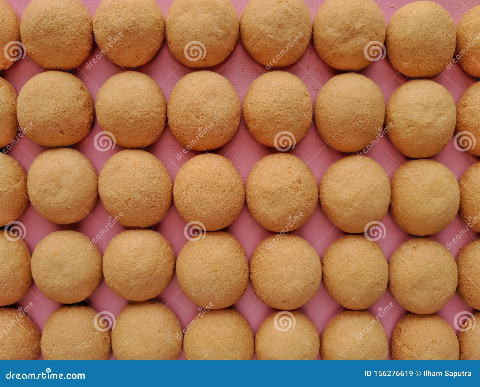 Round Biscuit Pattern Background, Biscuits Neatly Arranged Stock Image ...