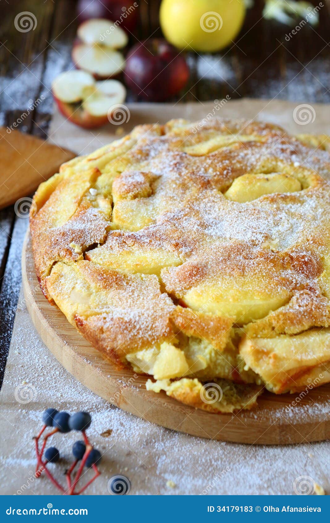Round Homemade Pie with Apples Stock Image - Image of bakery, piece ...