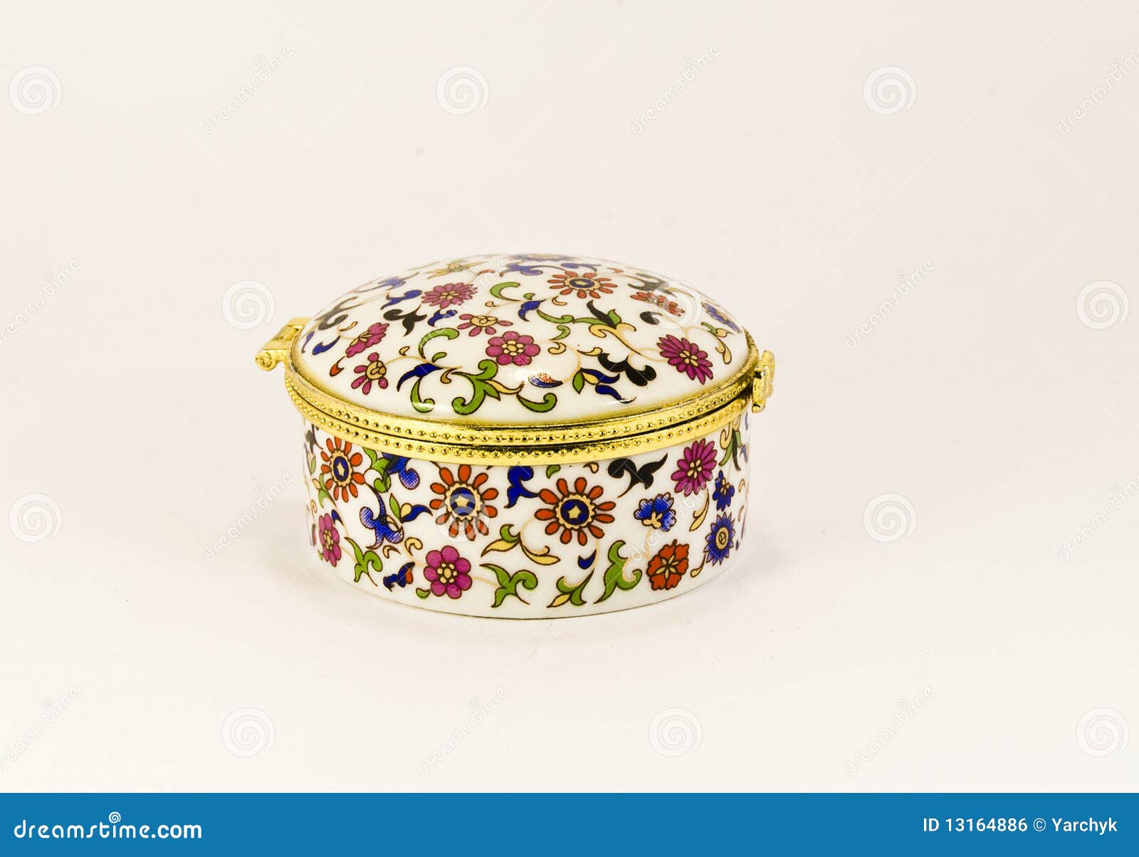 Round jewelry box stock photo. Image of present, decorated - 13164886