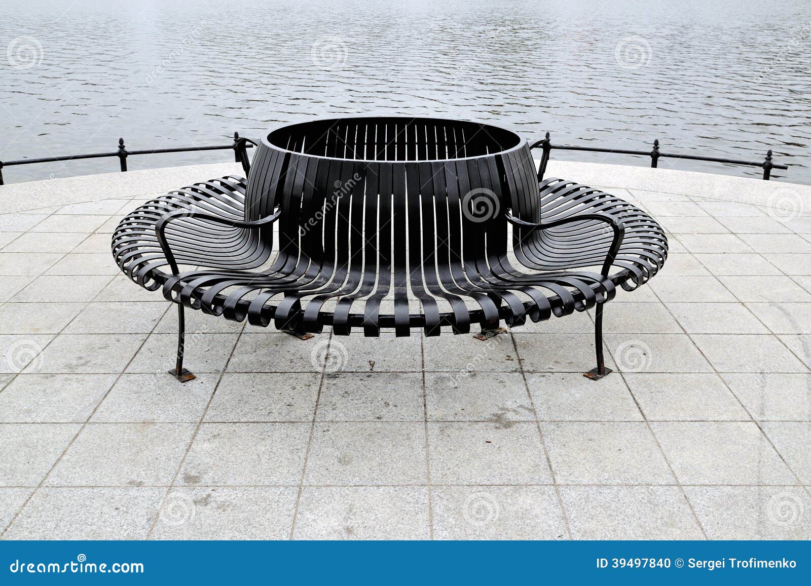 Metal Circular Outdoor Benches