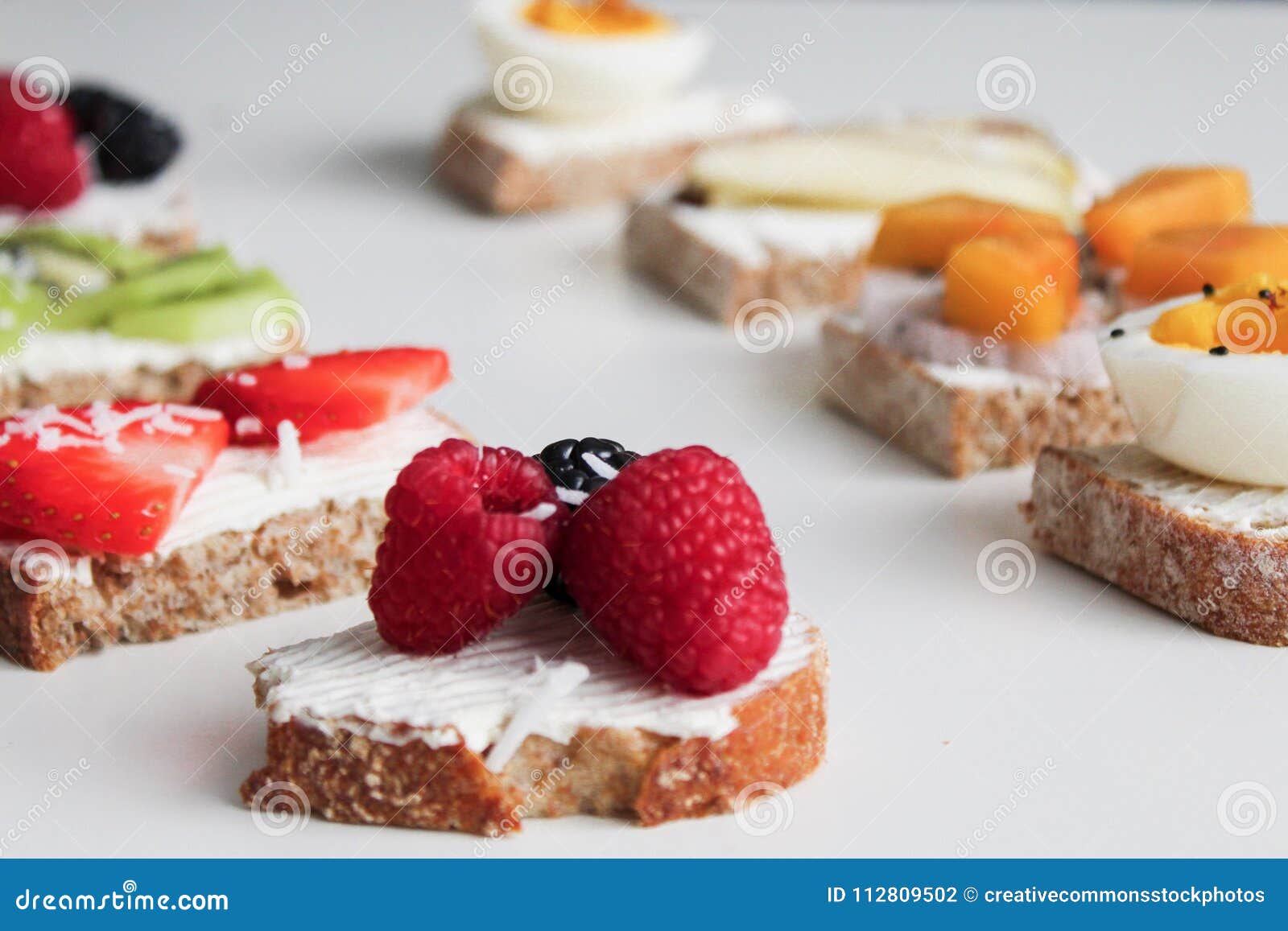 Round Pastry With Fruit Toppings Picture. Image: 112809502