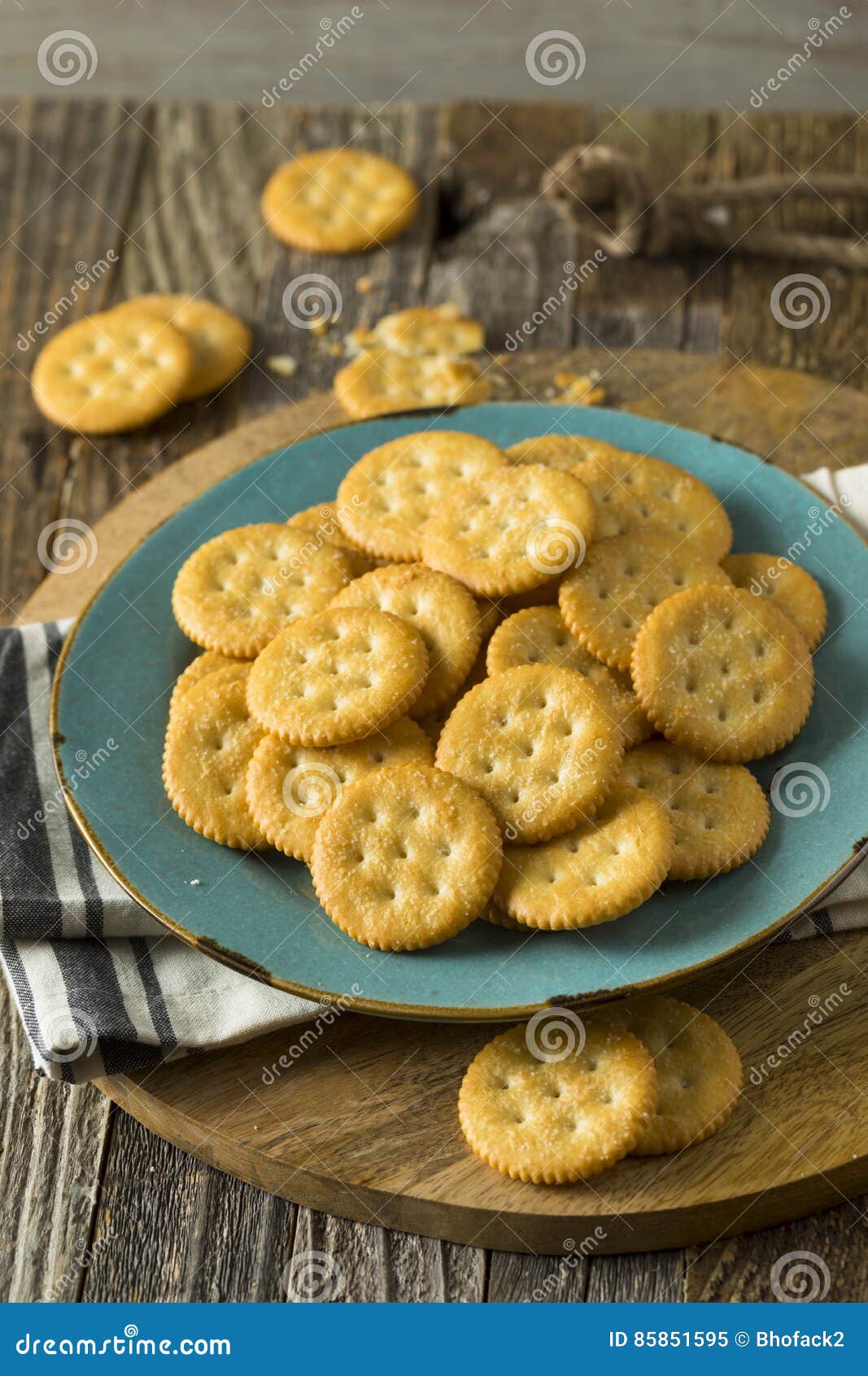 Round Salty Yellow Crackers Stock Image - Image of cookie, golden: 85851595