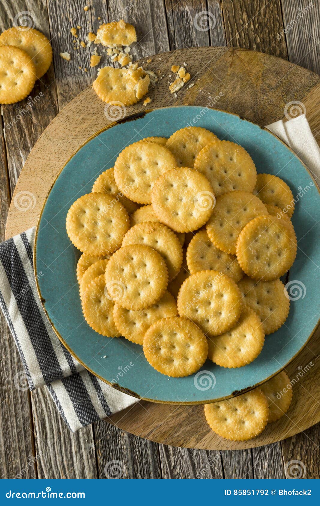 Round Salty Yellow Crackers Stock Photo - Image of salt, biscuit: 85851792