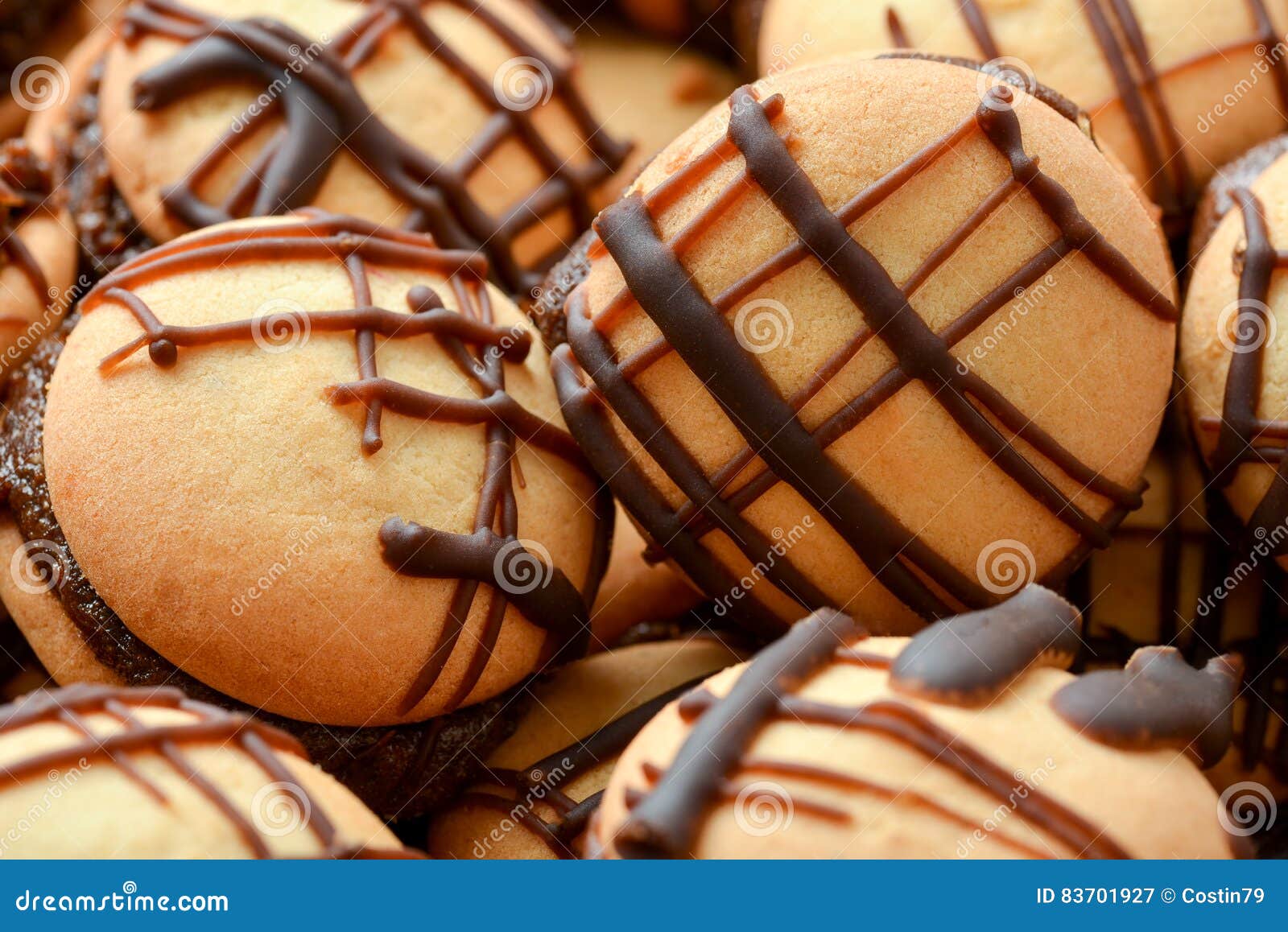 Round Shaped Chocolate Cake Stock Image - Image of round, isolated ...