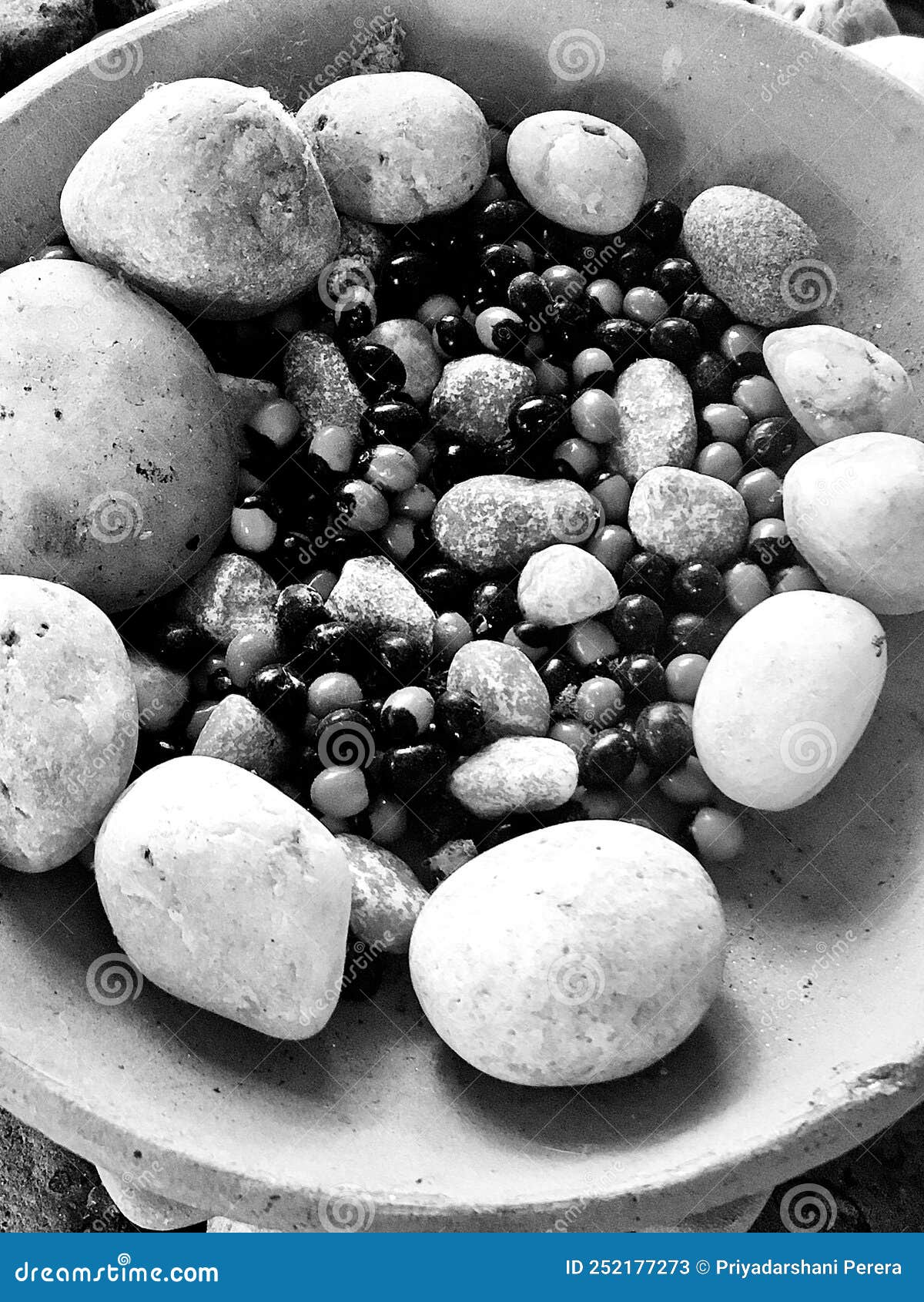 Round Stone Decoration Beautiful Home Stock Image - Image of round ...