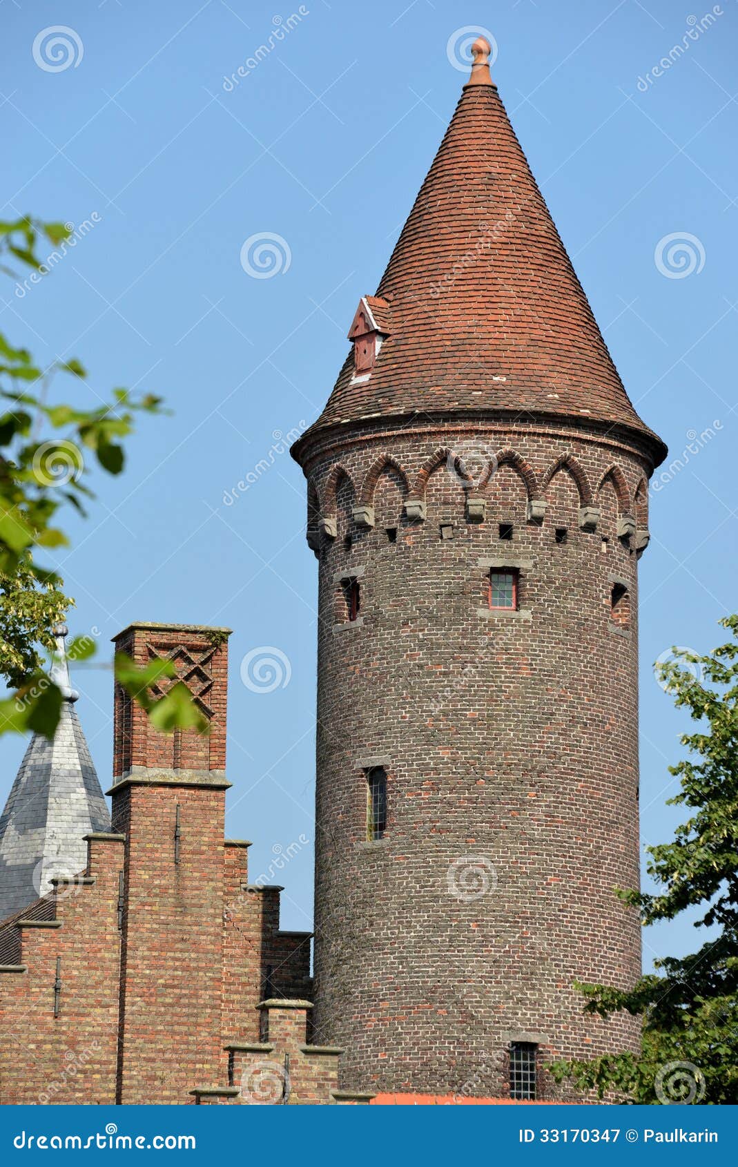 Round tower stock image. Image of tower, architecture - 33170347