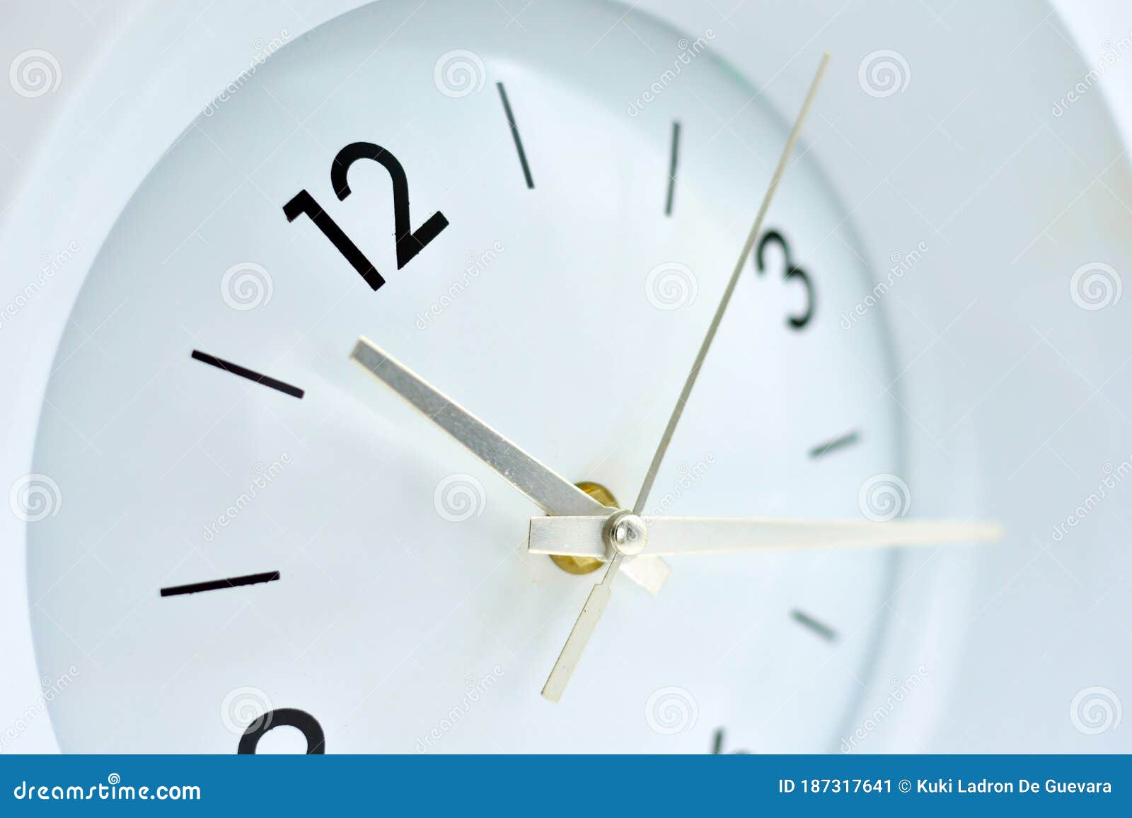 Wall clock measuring time stock image. Image of concepto - 187317641