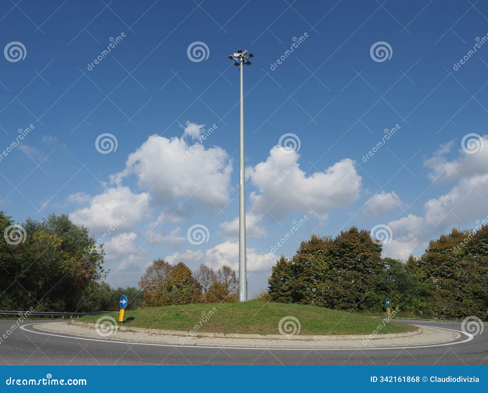 Roundabout Rotary Traffic Circle Stock Photo - Image of skyline, copy ...