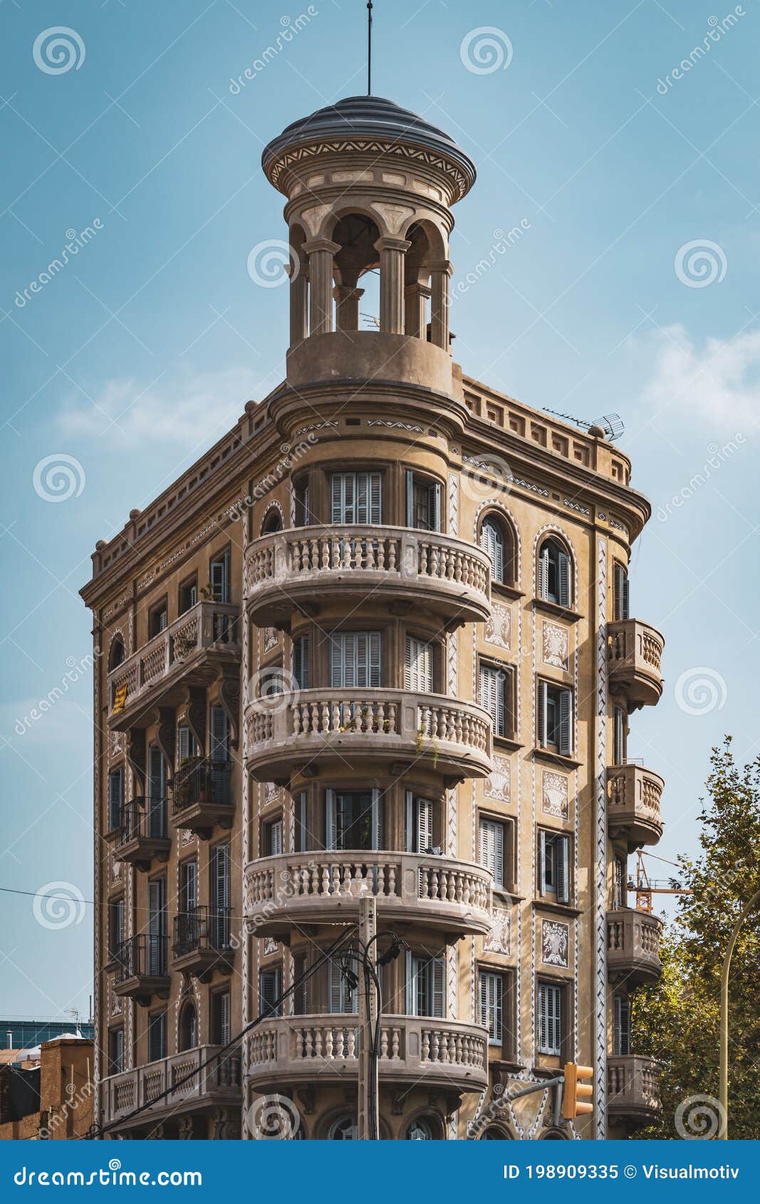 Rounded Corner of a Neoclassical Building Stock Image - Image of ...