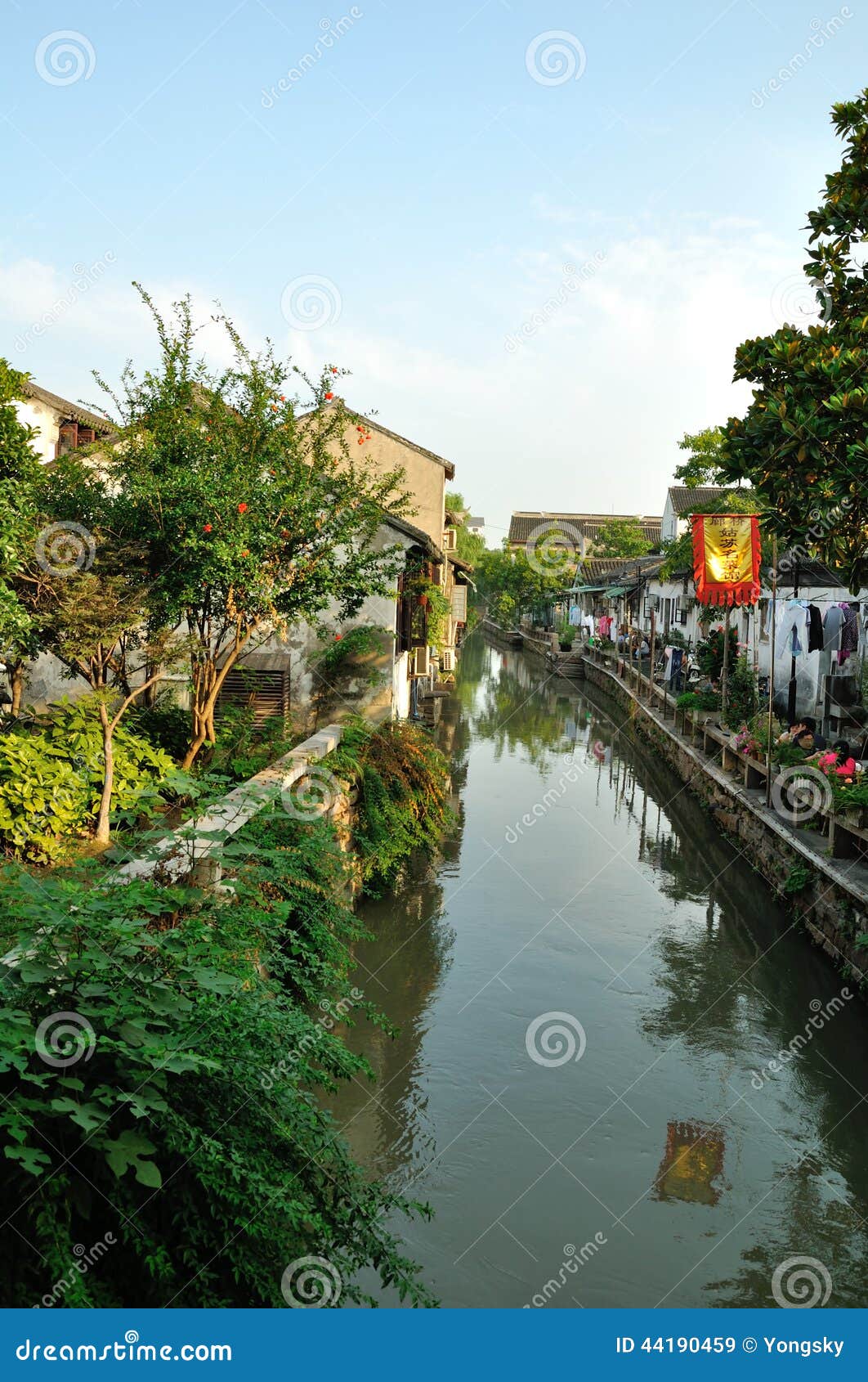 Route de Pingjiang image stock éditorial. Image du passerelle - 44190459