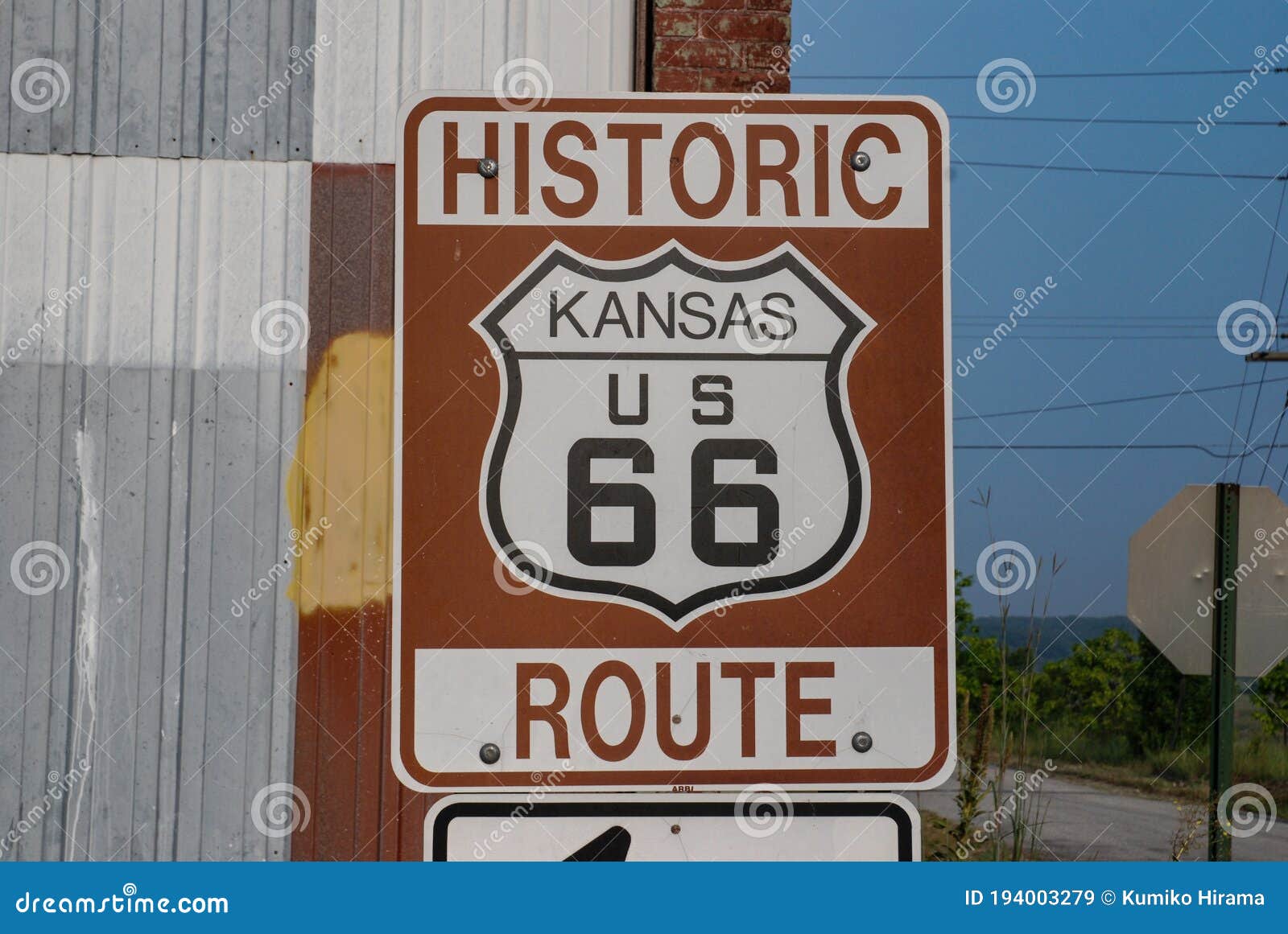 Route 66 sign in Kansas stock image. Image of road, states - 194003279