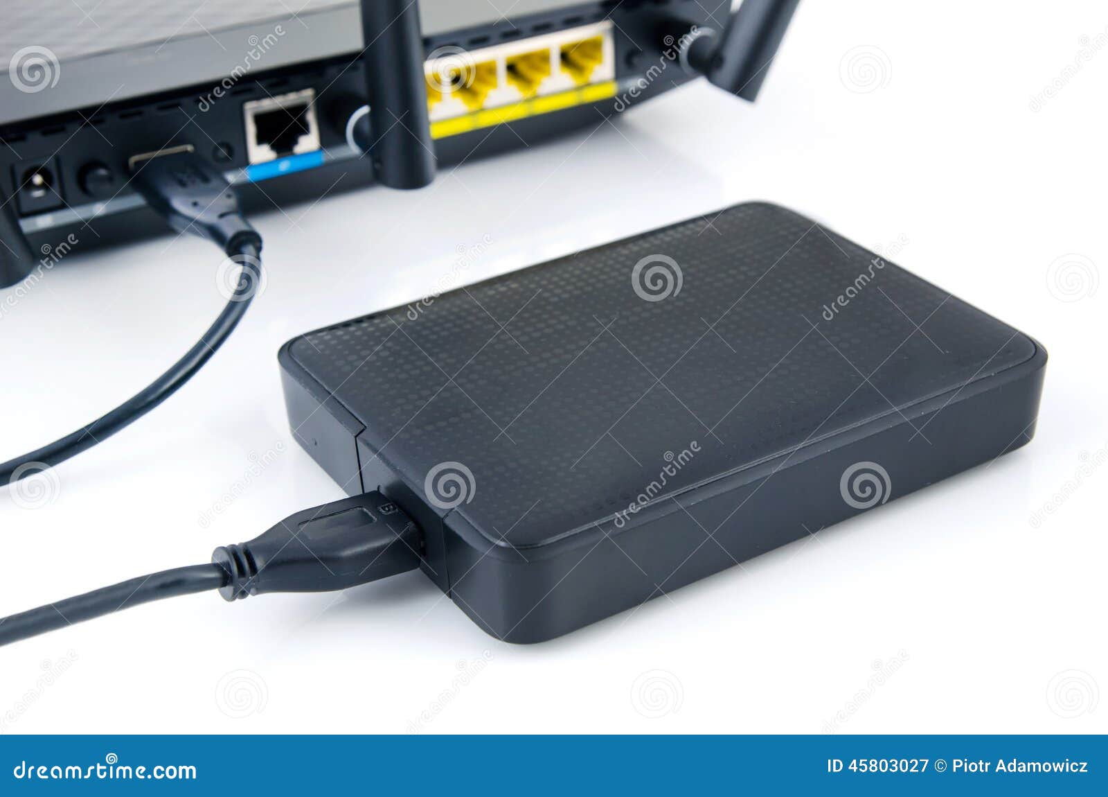 Router Con El Disco Del Almacenamiento De Reserva Imagen de archivo ...