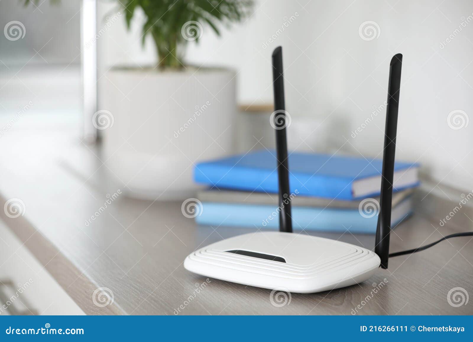 Router Wifi Moderno En Interiores. Espacio Para Texto Imagen de archivo ...