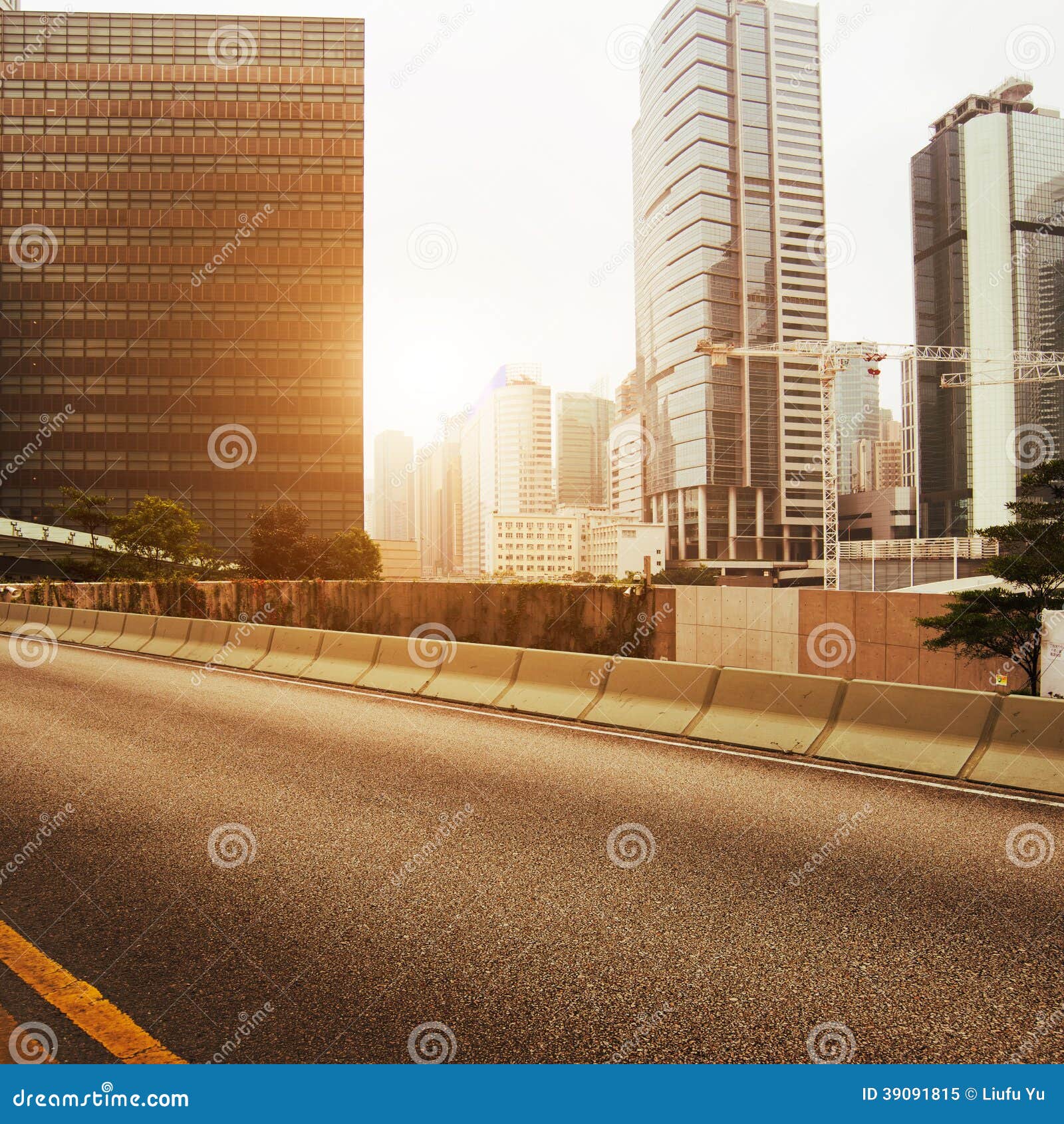 Routes et villes image stock. Image du hôtel, dieu, omnibus - 39091815