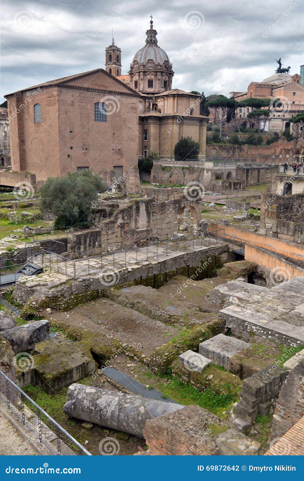 Rovine Romane Antiche a Roma Fotografia Editoriale - Immagine di ...