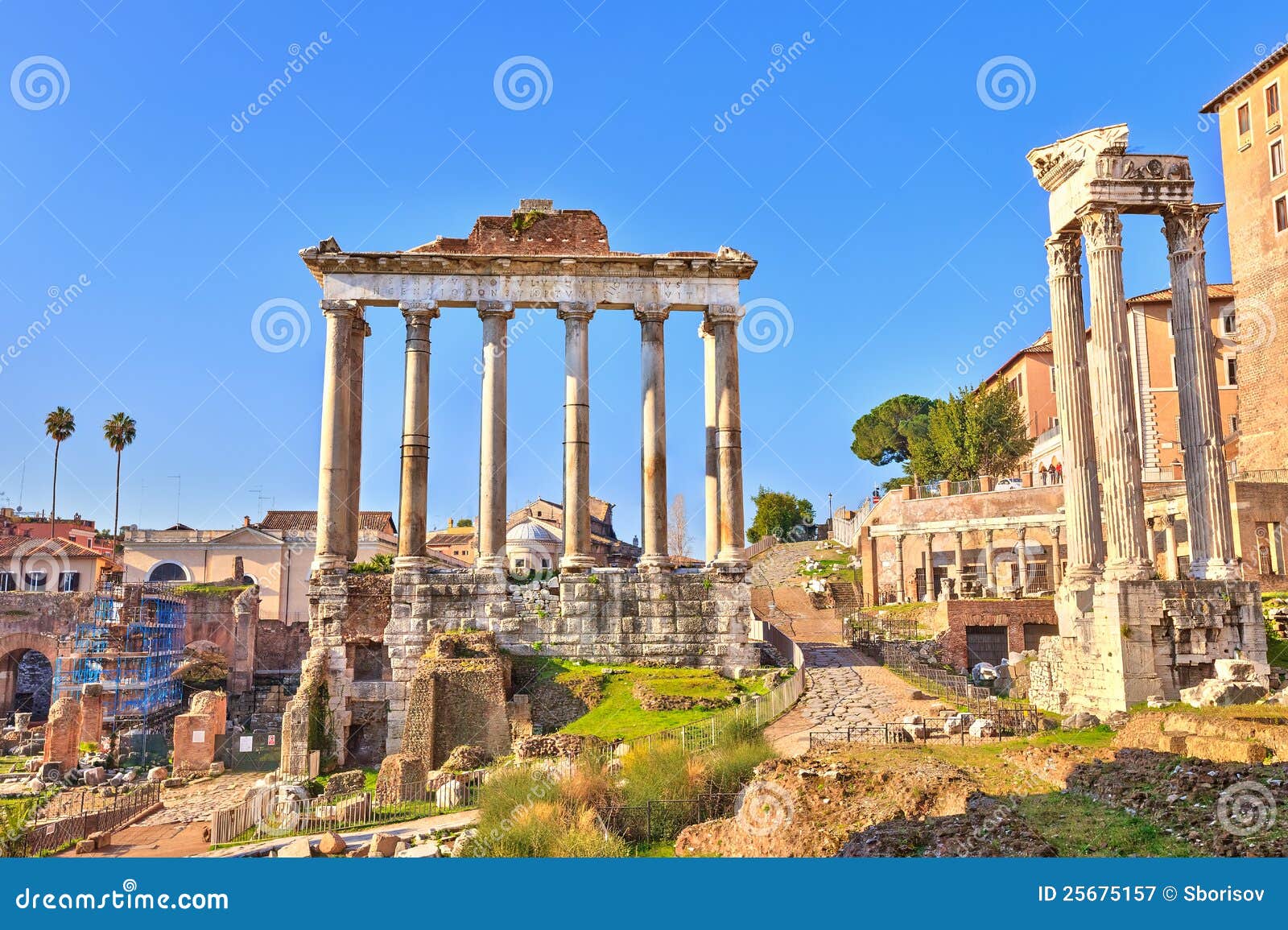 Rovine Romane a Roma, Tribuna Immagine Stock - Immagine di romano ...
