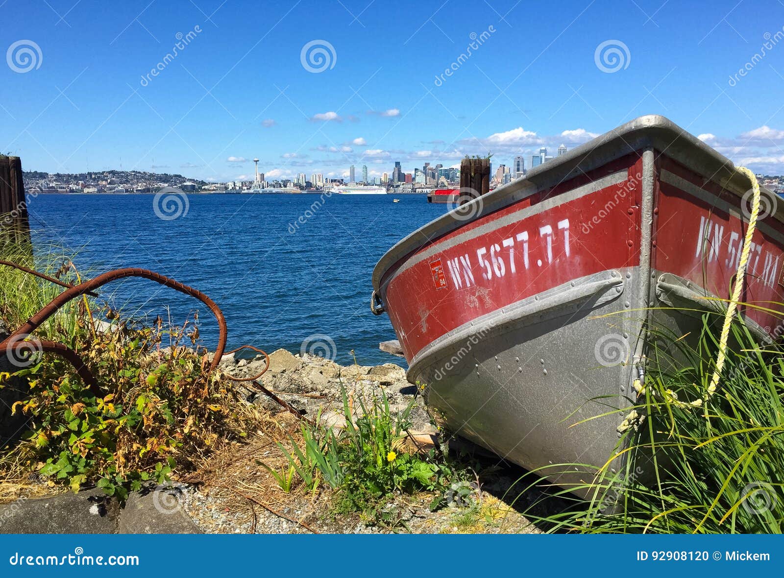 Row Boat with Seattle Skyline Editorial Image - Image of harbor, shore ...