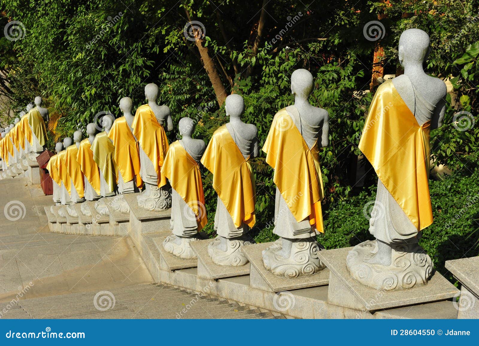 Row of Buddha Statues editorial image. Image of staircase - 28604550