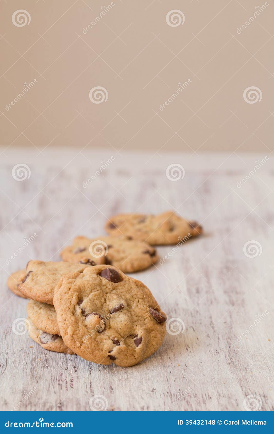 Row of Chocolate Chip Cookies Stock Photo - Image of biscuit ...