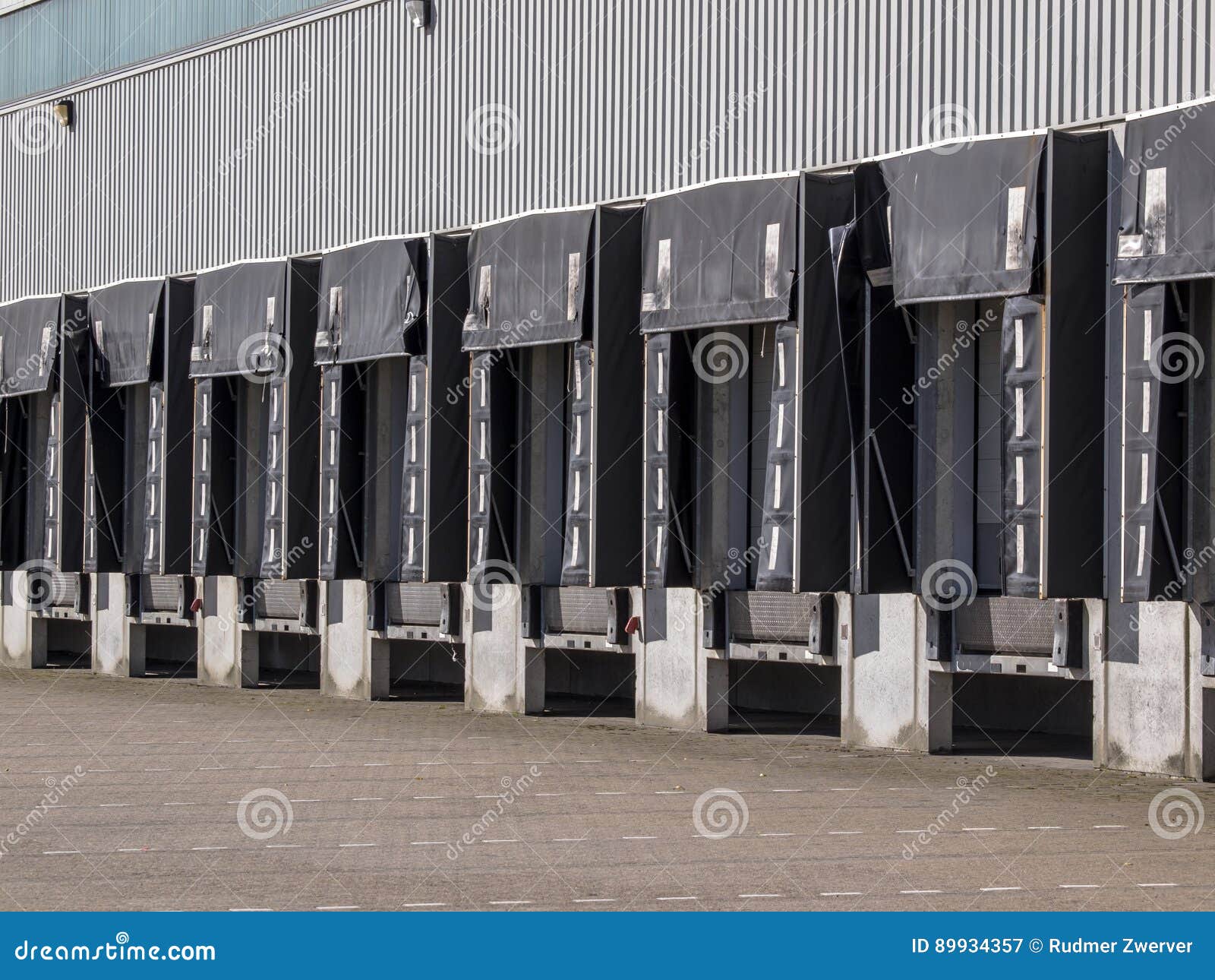 Row of Freight Docks stock image. Image of economy, deck - 89934357