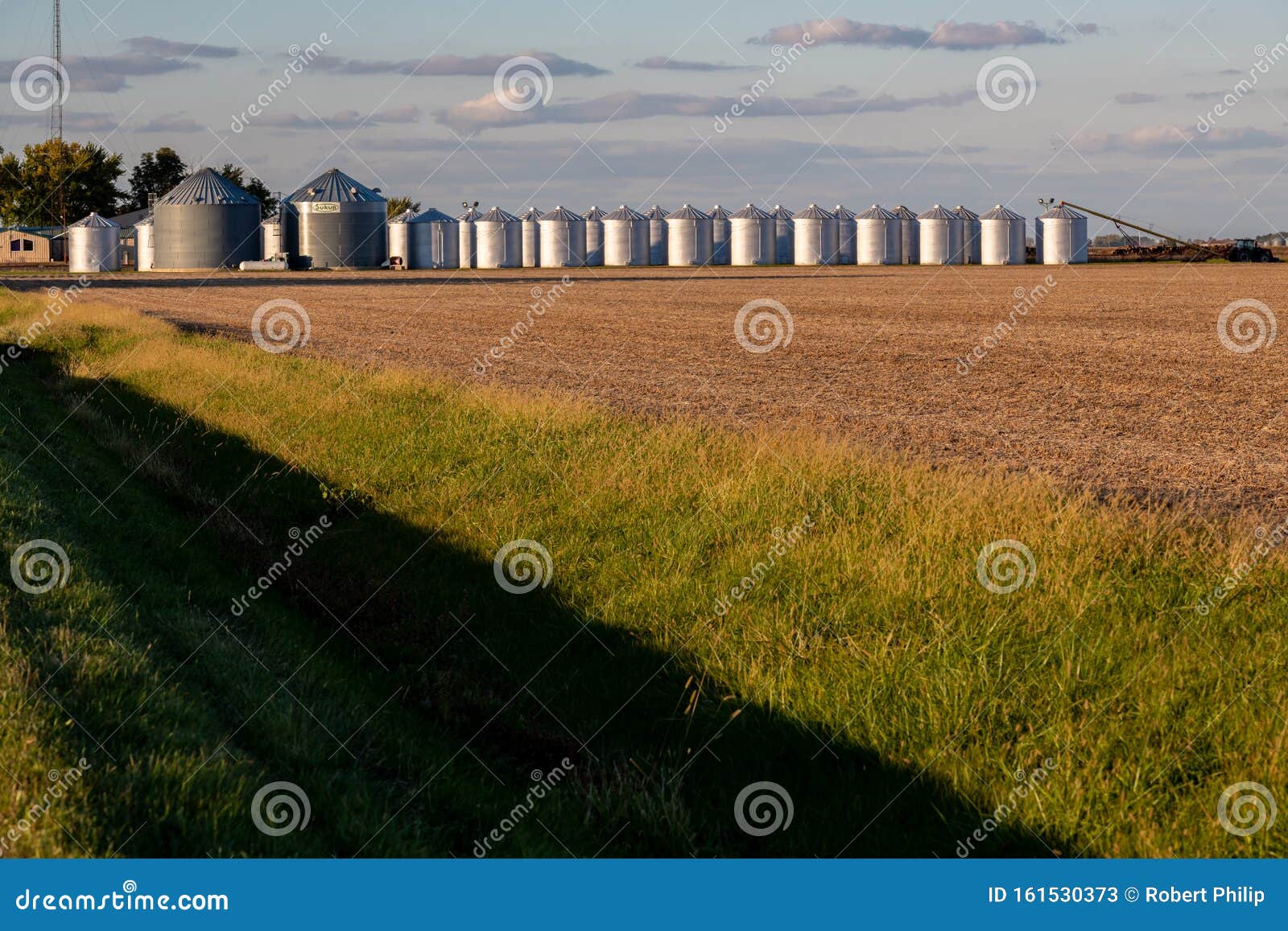 A Row of Grain Storage Bins Editorial Stock Photo - Image of american ...