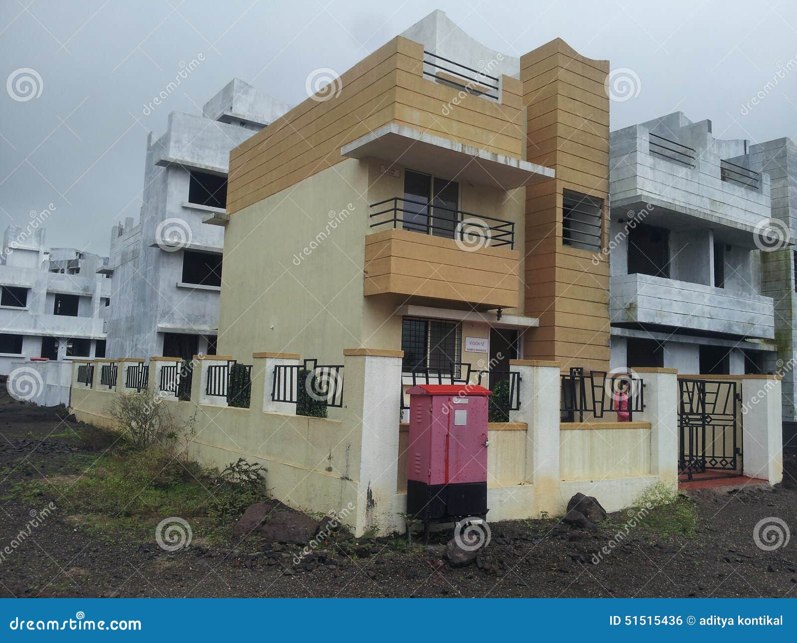 Row house editorial photo. Image of house, pune, lonawala - 51515436