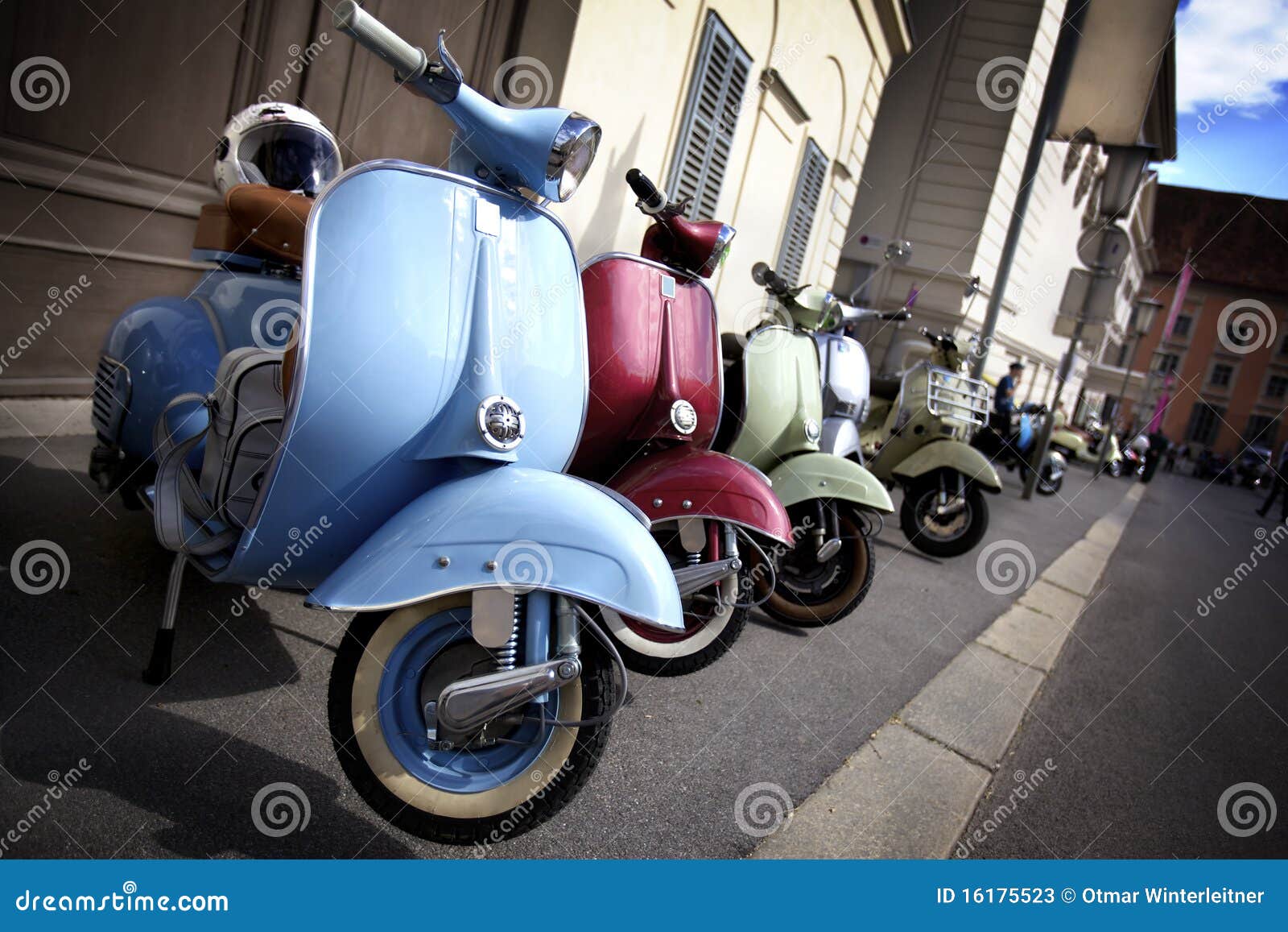Row of Italian Mopeds Parking Stock Image - Image of blue, roller: 16175523