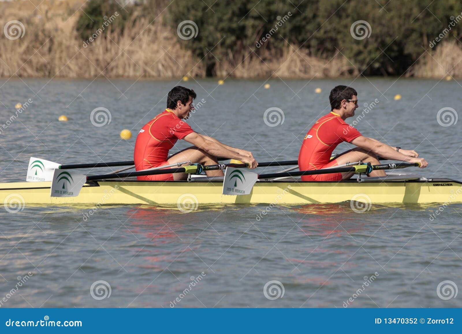 Rowing editorial photography. Image of waterskiing, athlete - 13470352