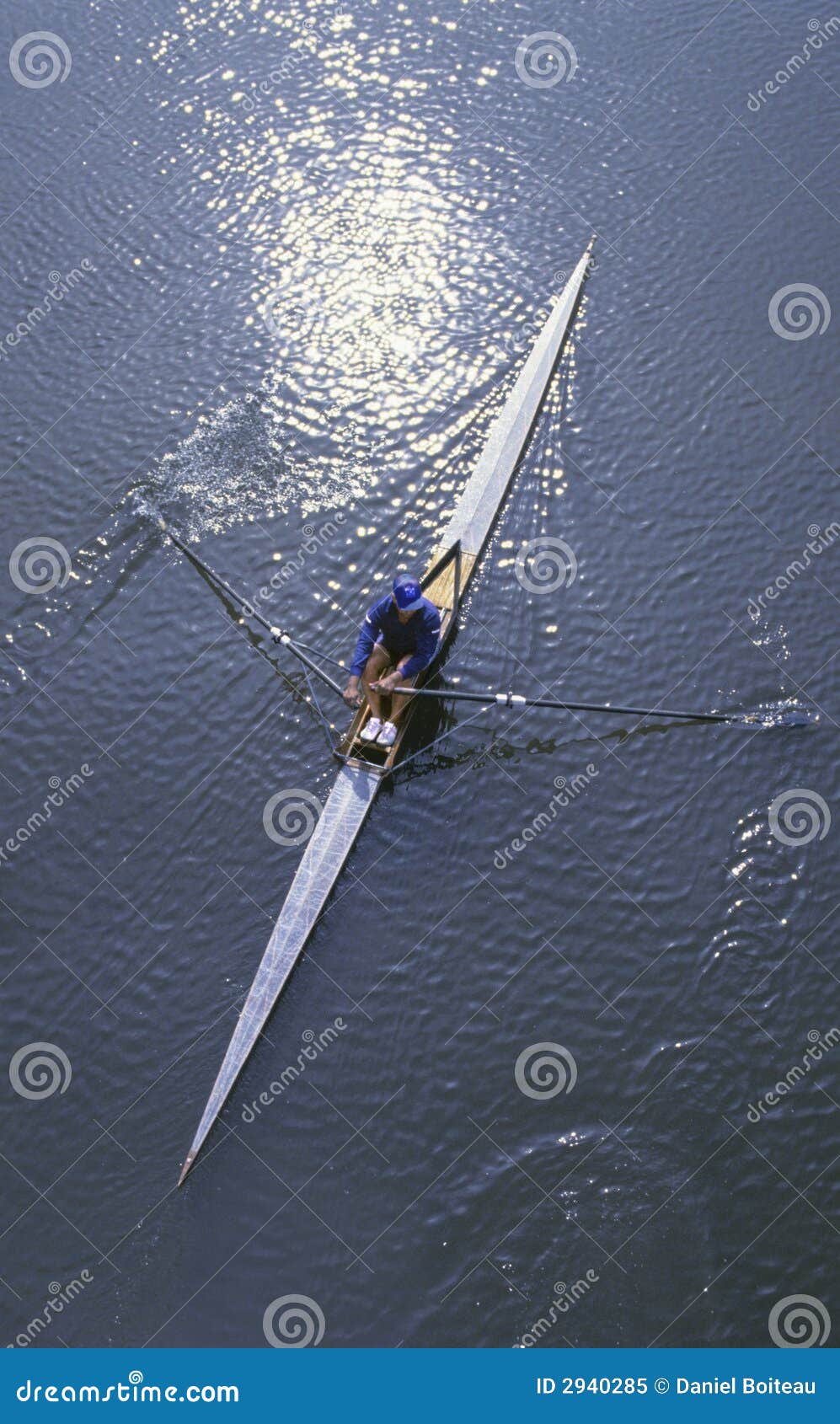 Rowing stock image. Image of boat, ripples, competing - 2940285