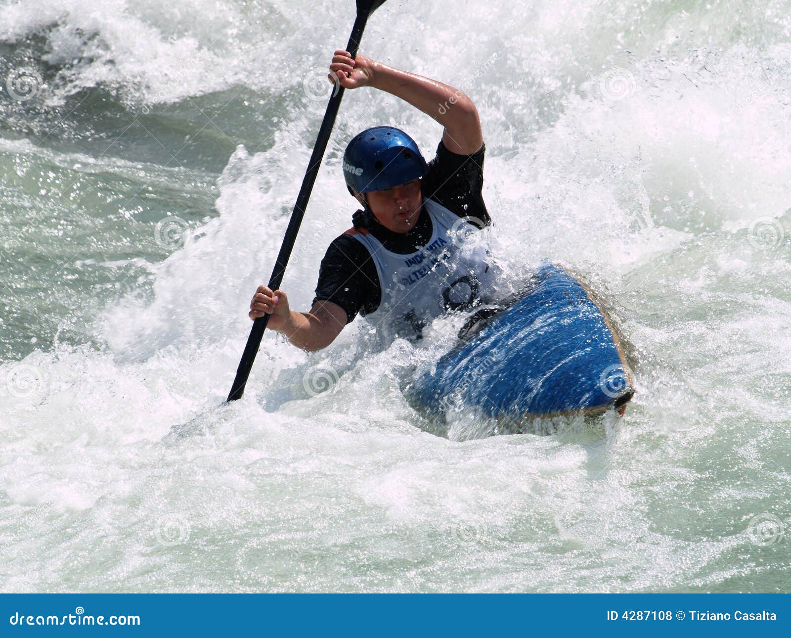 Rowing an kayaking editorial stock photo. Image of excitement - 4287108