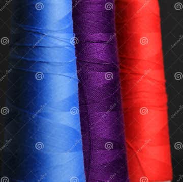 Roxo Azul E Escarlate Da Linha Foto de Stock - Imagem de brilhante ...