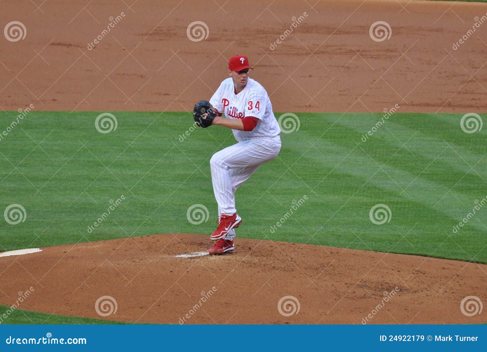 Roy Halladay editorial stock image. Image of pitching - 24922179