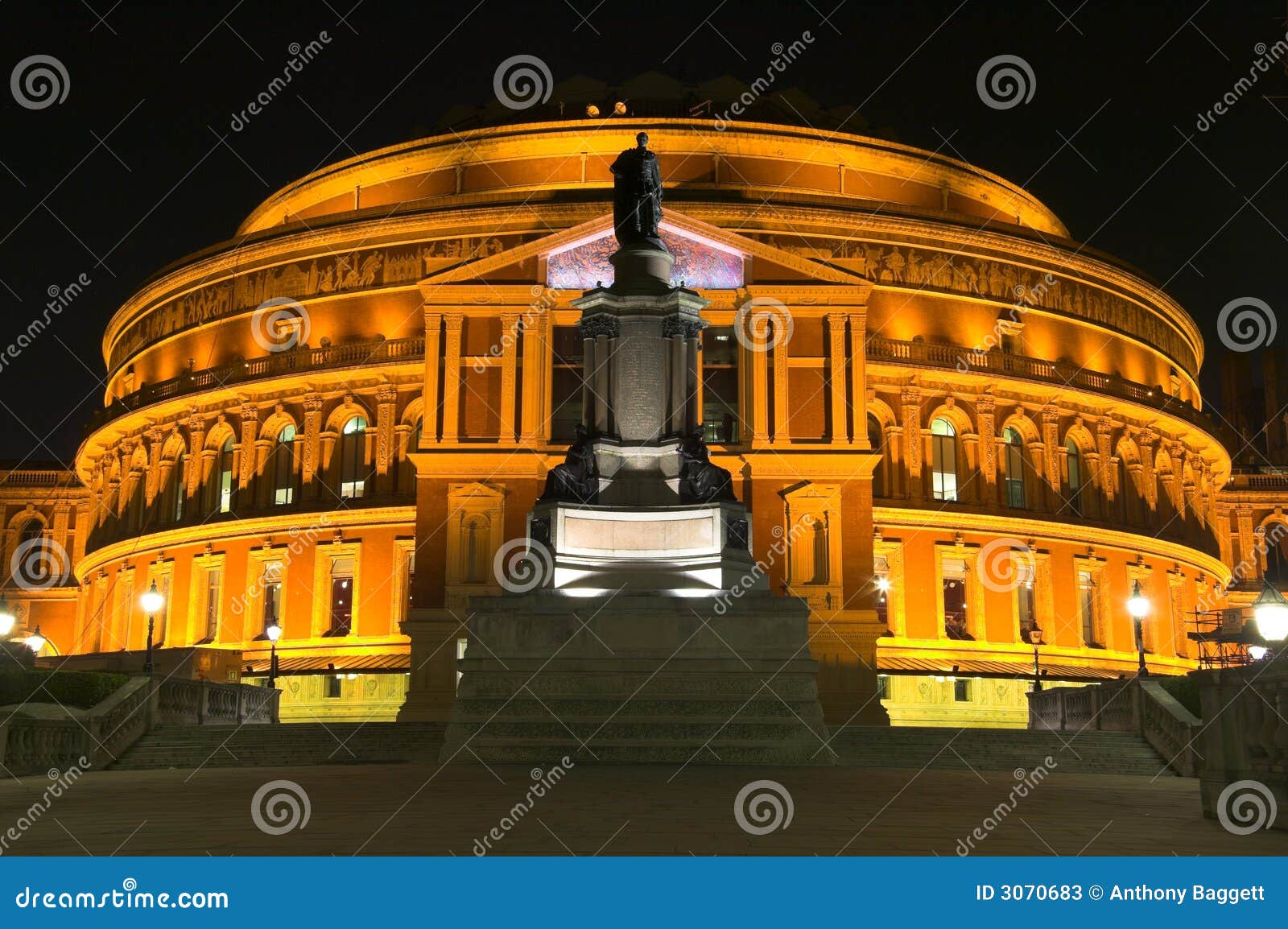 Royal Albert Hall at Night stock image. Image of concert - 3070683