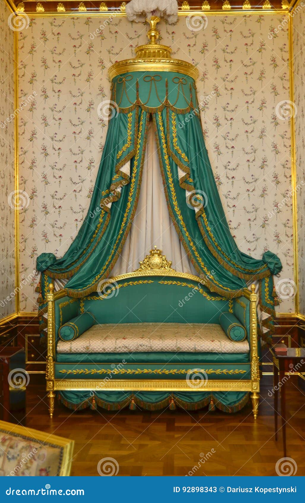 Royal bedroom stock image. Image of classic, century - 92898343