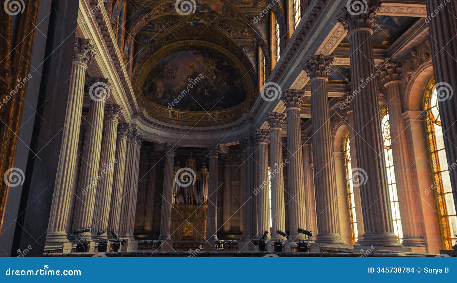 Majestic Columns Supporting the Royal Chapel S Ornate Ceiling. Stock ...