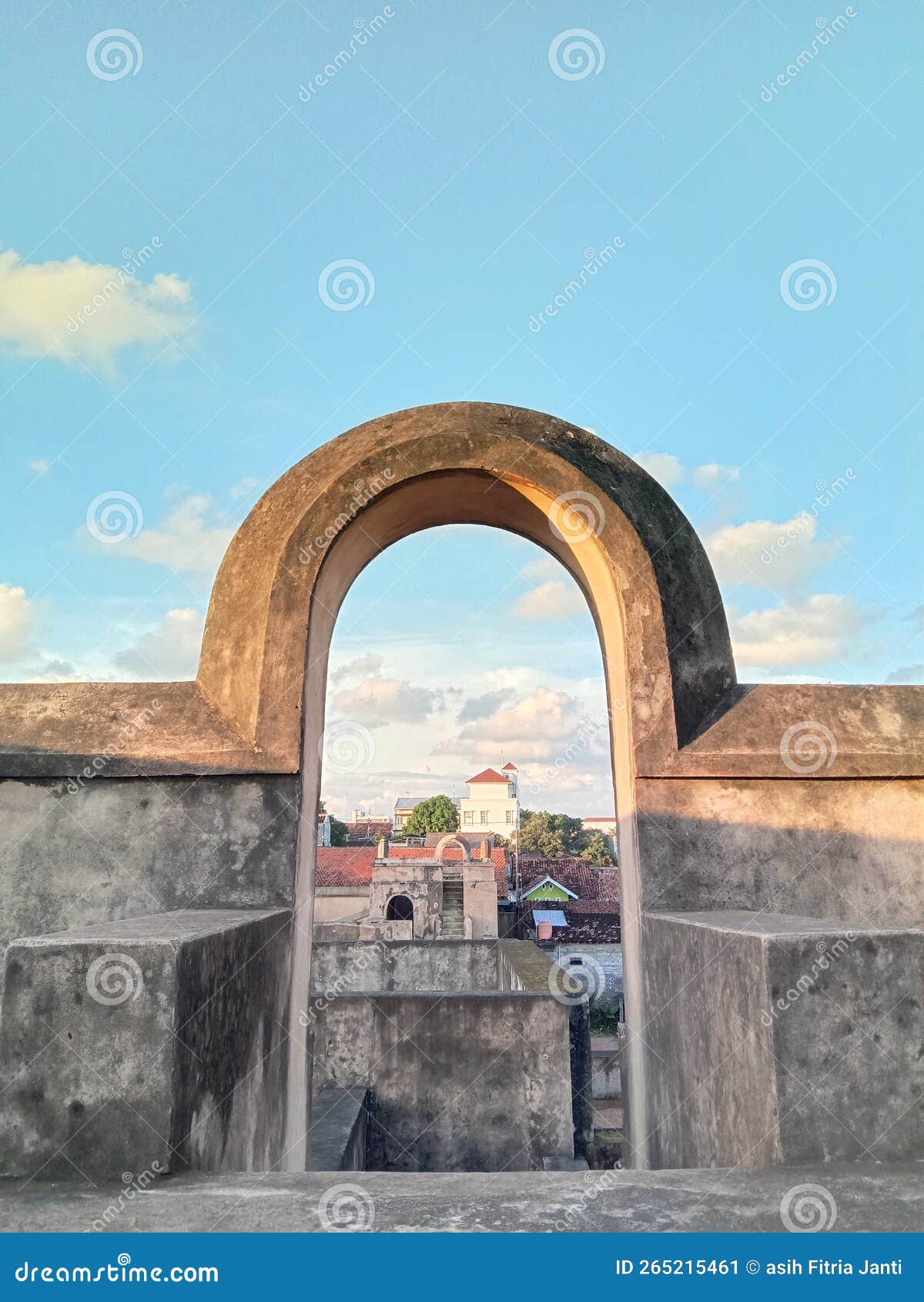 Royal Entrance Gate Of The Lakshmi Vilas Palace, Was Built By Maharaja ...