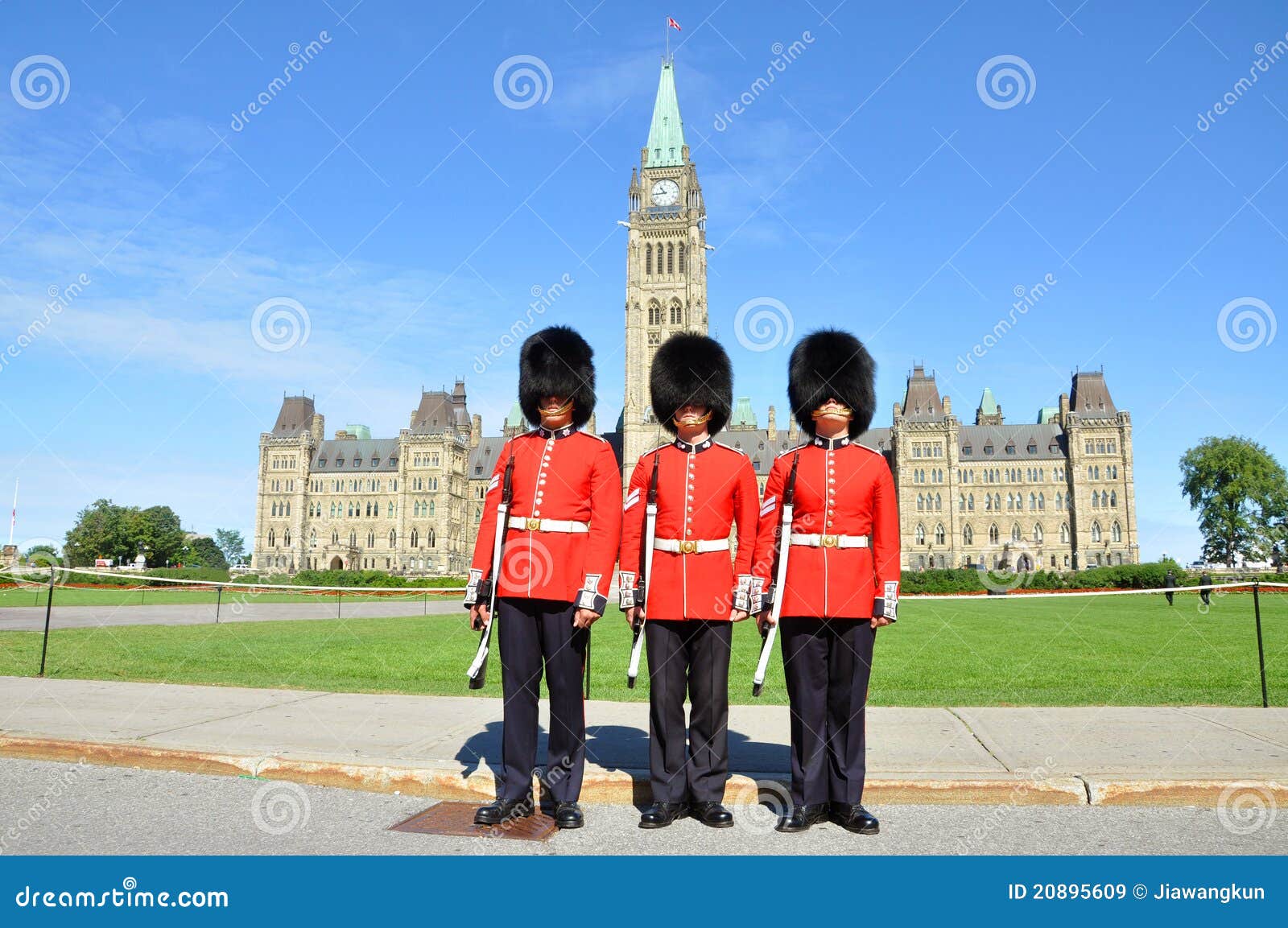 Royal Guard on Parliament Hill, Ottawa Editorial Stock Image - Image of ...