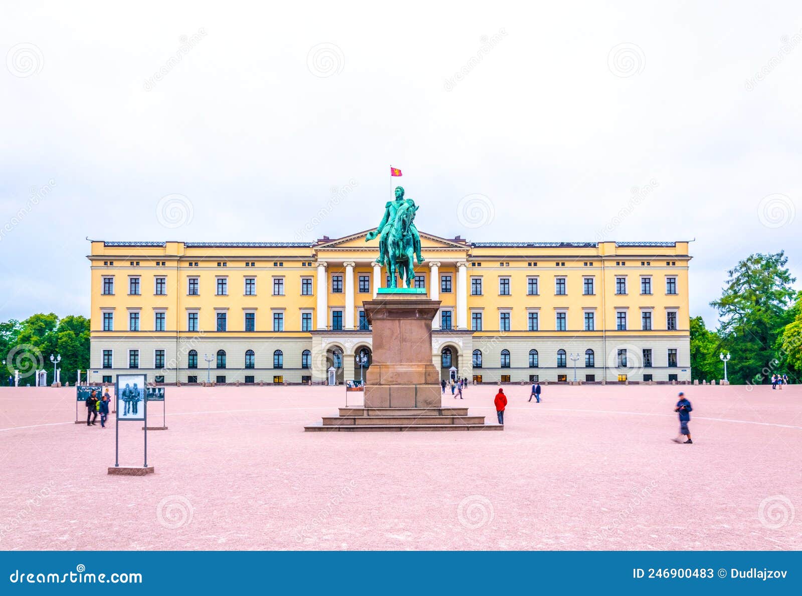 The Royal Palace in Oslo, the Capital of Norway...IMAGE Editorial Stock ...