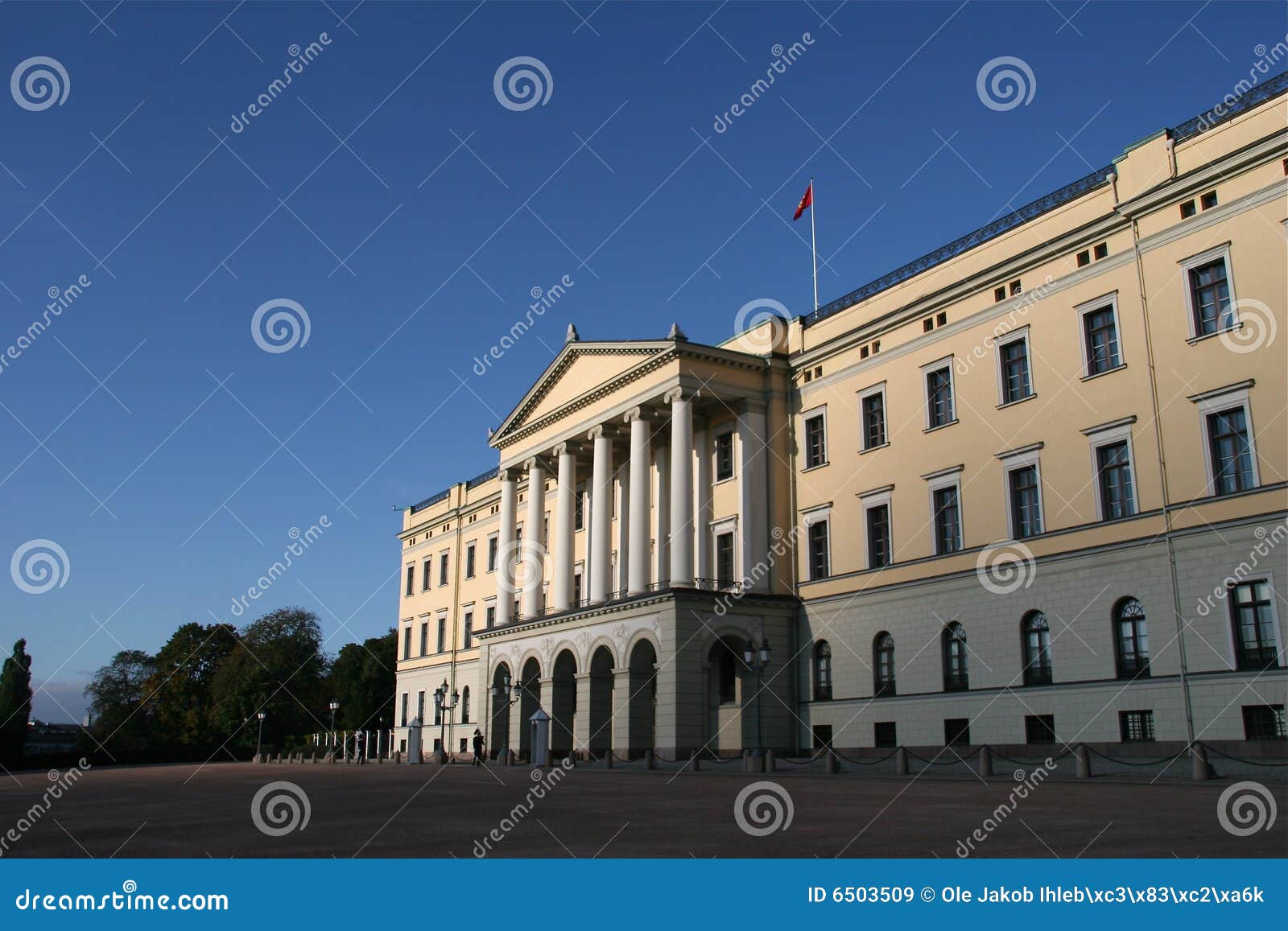Royal Palace, Oslo Norway stock image. Image of flag, scandinavia - 6503509