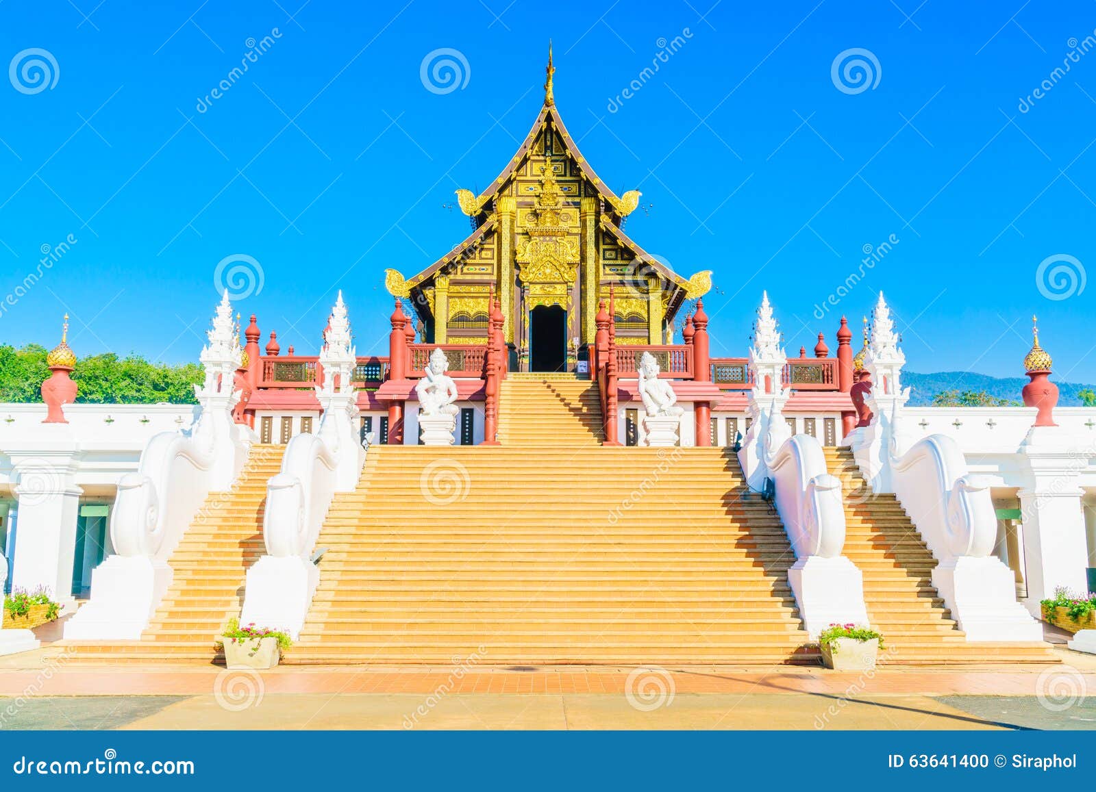 Royal Pavillion at Chaing Mai Stock Photo - Image of landmark, holiday ...