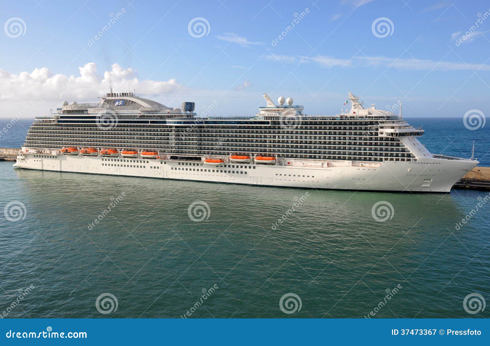 Royal Princess editorial photography. Image of cruiseship - 37473367