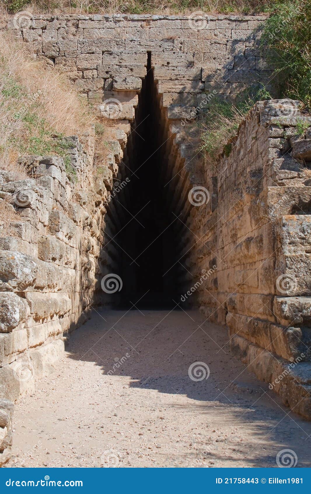 Royal Tomb in Kerch, Crimea, Ukraine Stock Image - Image of historic ...