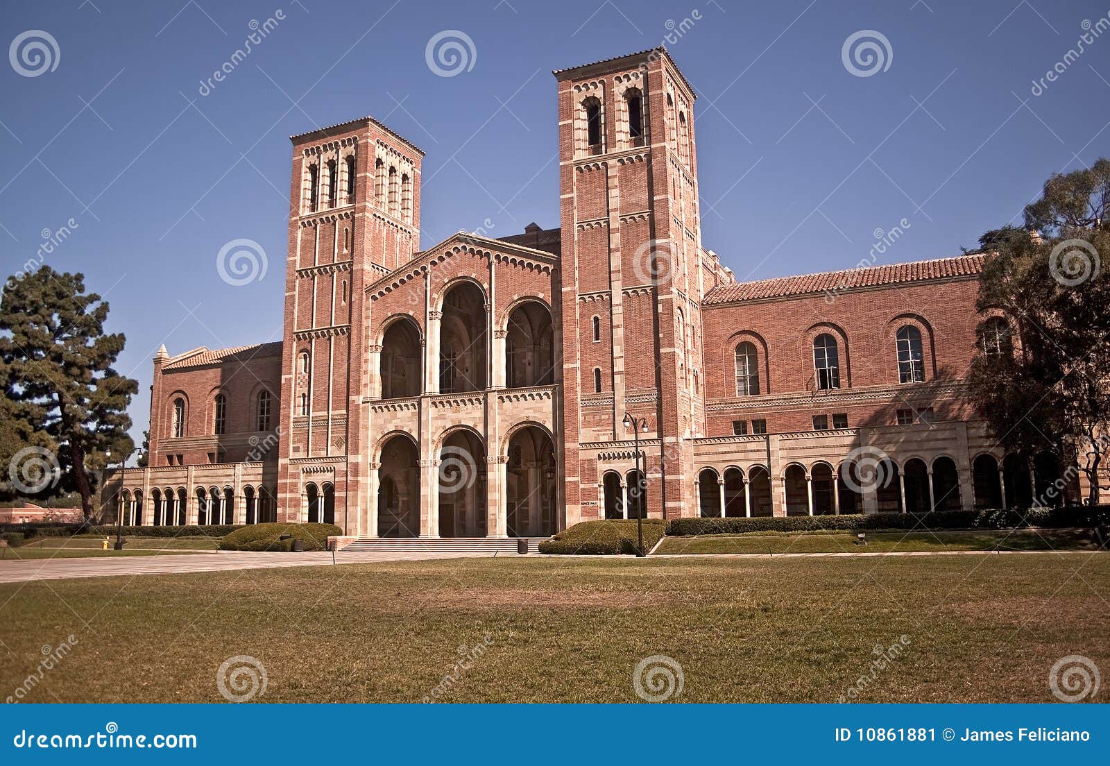 Royce Hall - UCLA editorial photo. Image of university - 10861881