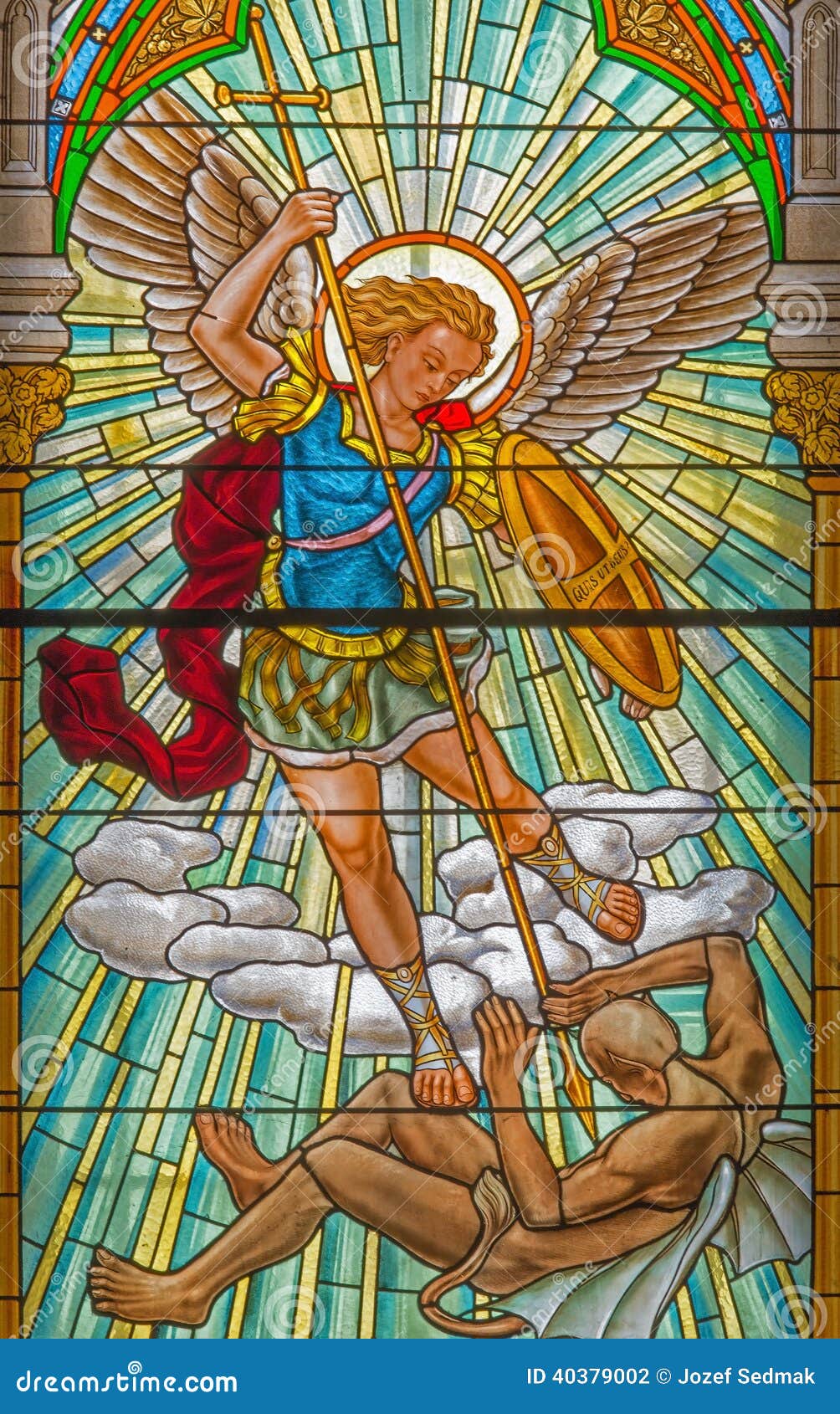 Roznava - Arcanjo Michael Do Windowpane De 19 Centavo Na Catedral Foto ...