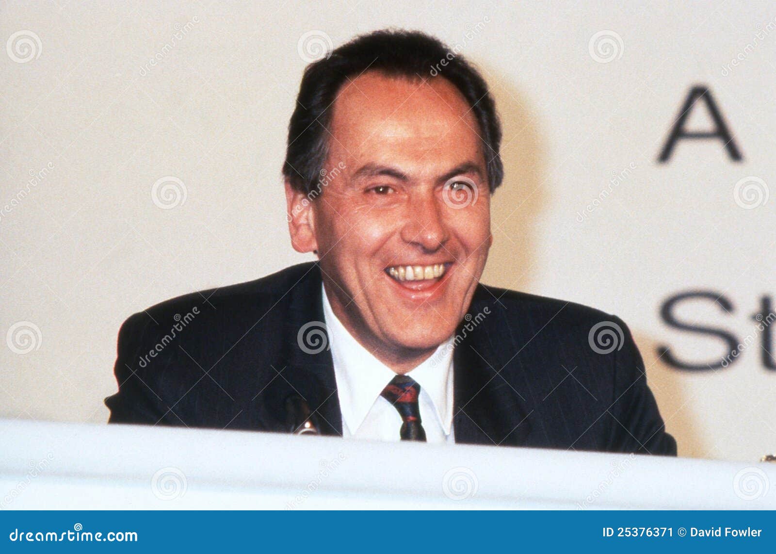 Rt.Hon. Dr editorial photo. Image of press, cunningham - 25376371