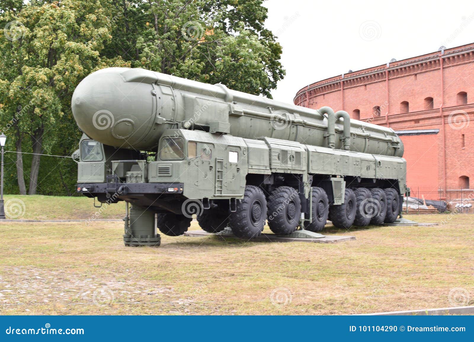 RT-2PM Topol, a Soviet Mobile Missile System Strategic Purpose with a ...