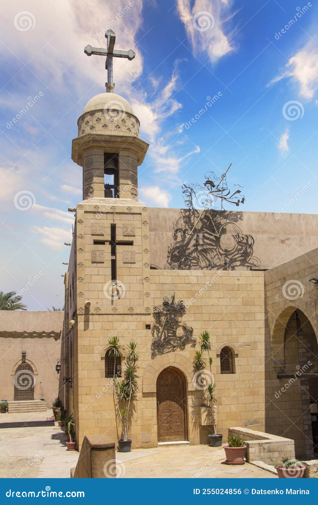 A Rua Antiga Do Coptic Cairo, Distrito Do Antigo Cairo Foto Editorial ...