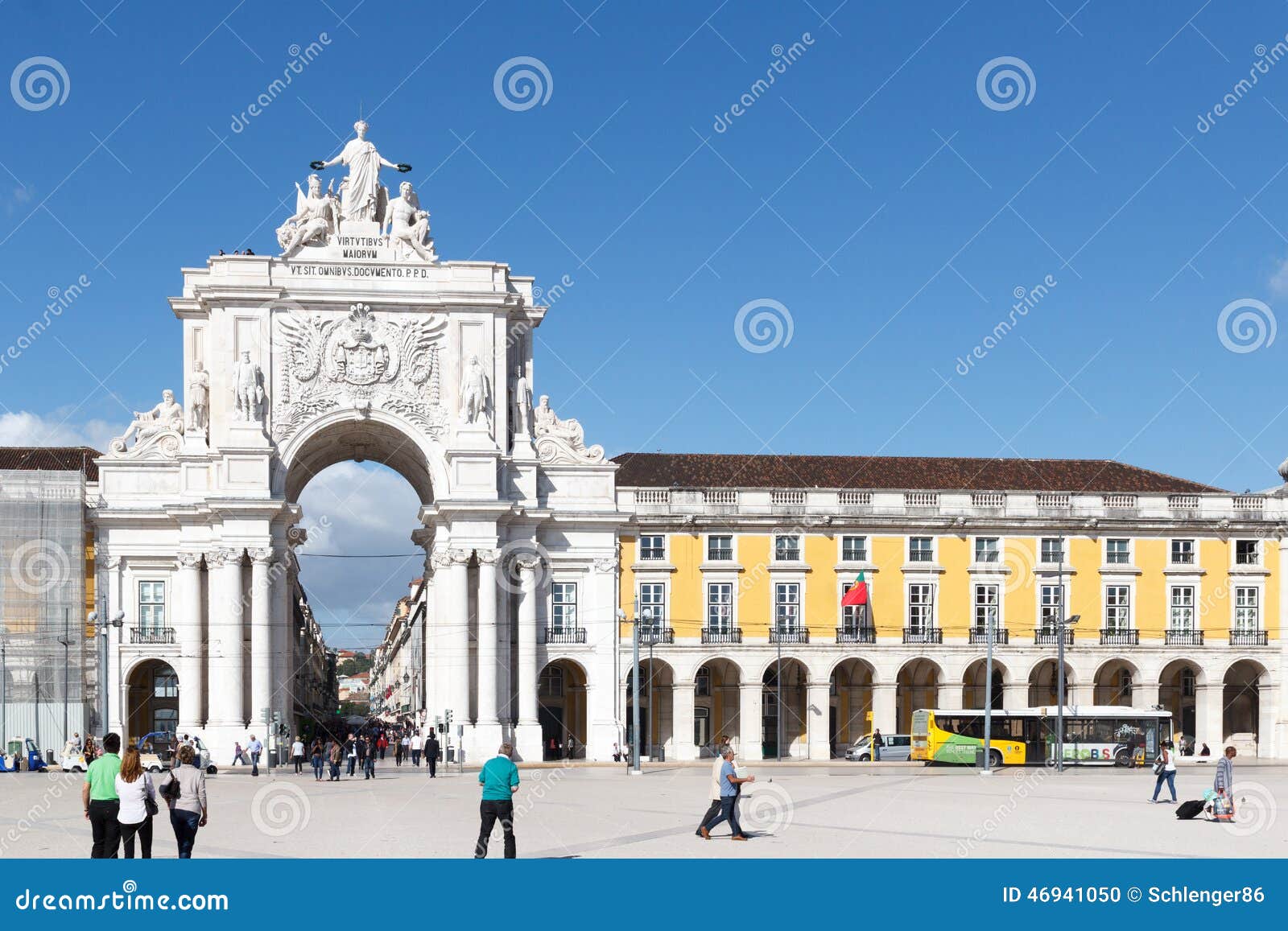 Rua Augusta Arch front editorial image. Image of front - 46941050