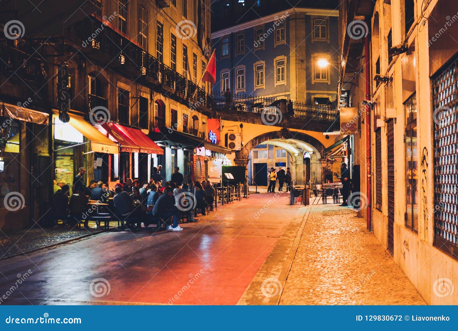 Lisboa Rua Cor De Rosa Fotos De Stock - Baixe 227 Fotos Royalty Free