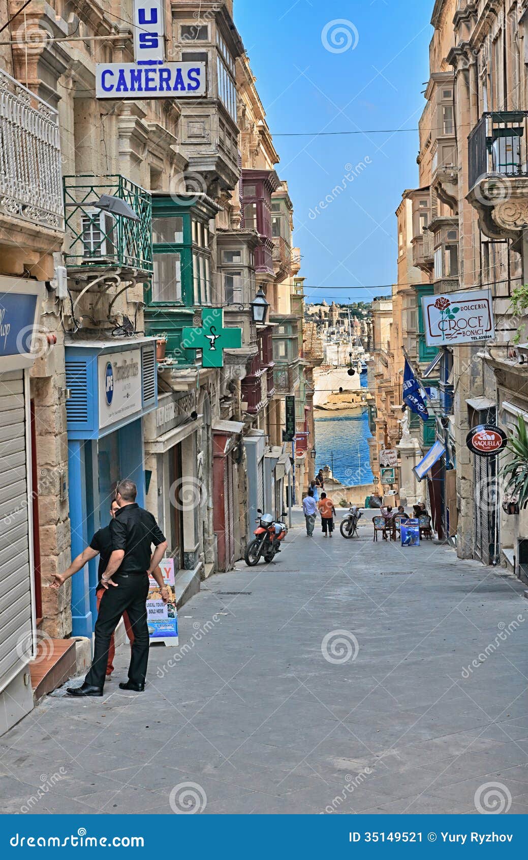 Rua em Malta foto editorial. Imagem de malta, curso, arquitetura - 35149521